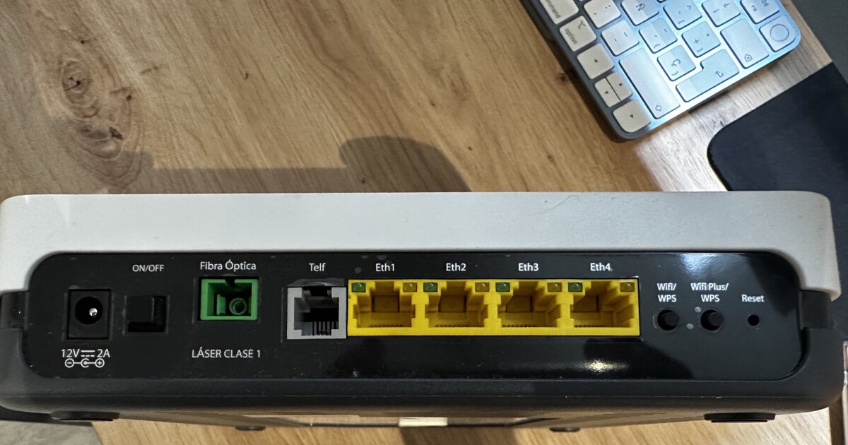 Estas son las conexiones de tu router. Así puedes aprender a ...