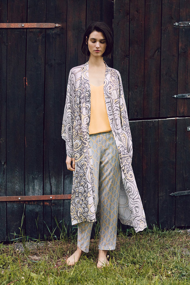 La intimidad de Oysho visita a la naturaleza por el otoño