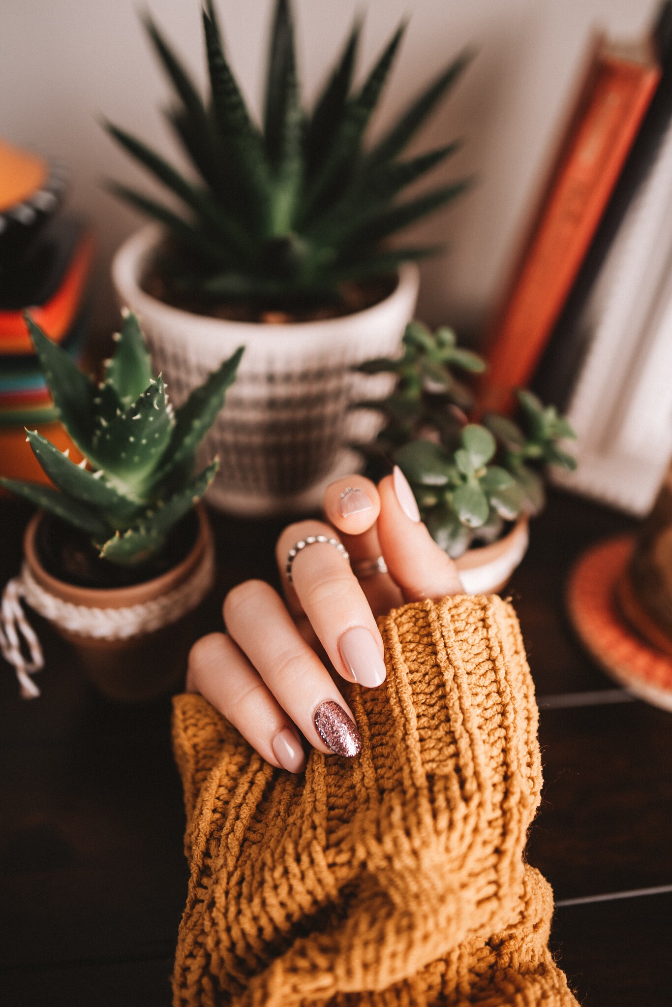 What is Russian manicure and how can you do it at home? - The Fashion Vibes