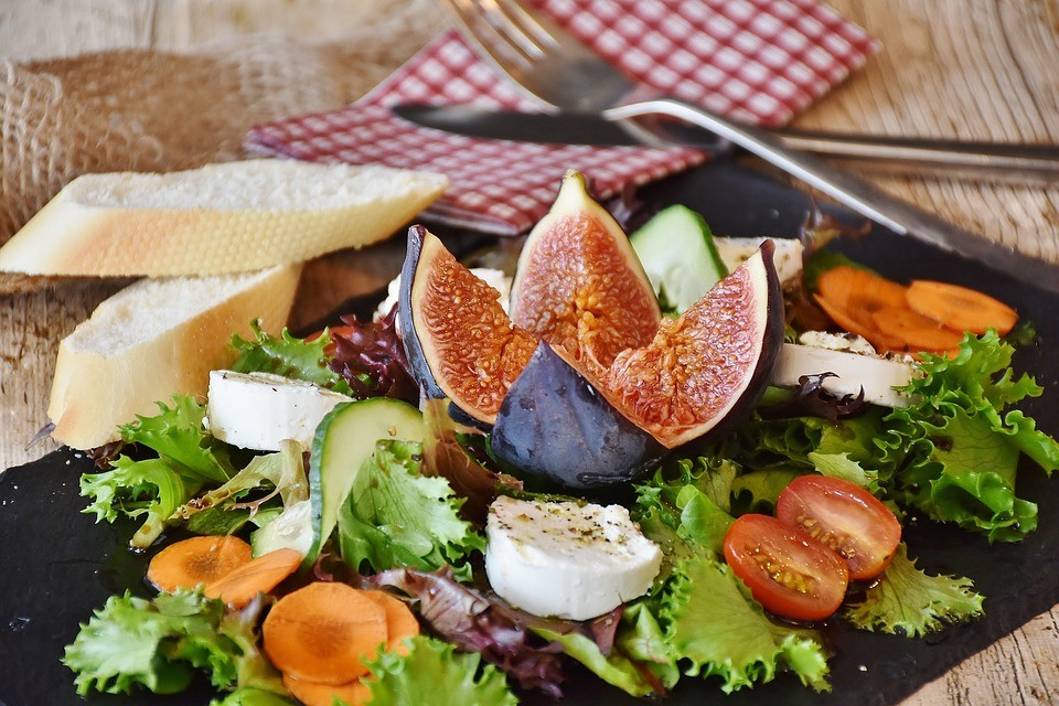 El higo, el falso fruto lleno de propiedades nutritivas que querrás en ...