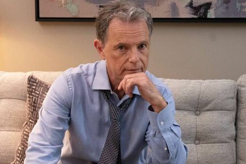 Netflix ya tiene sustituto para Frank Langella en 'La caída de la Casa ...