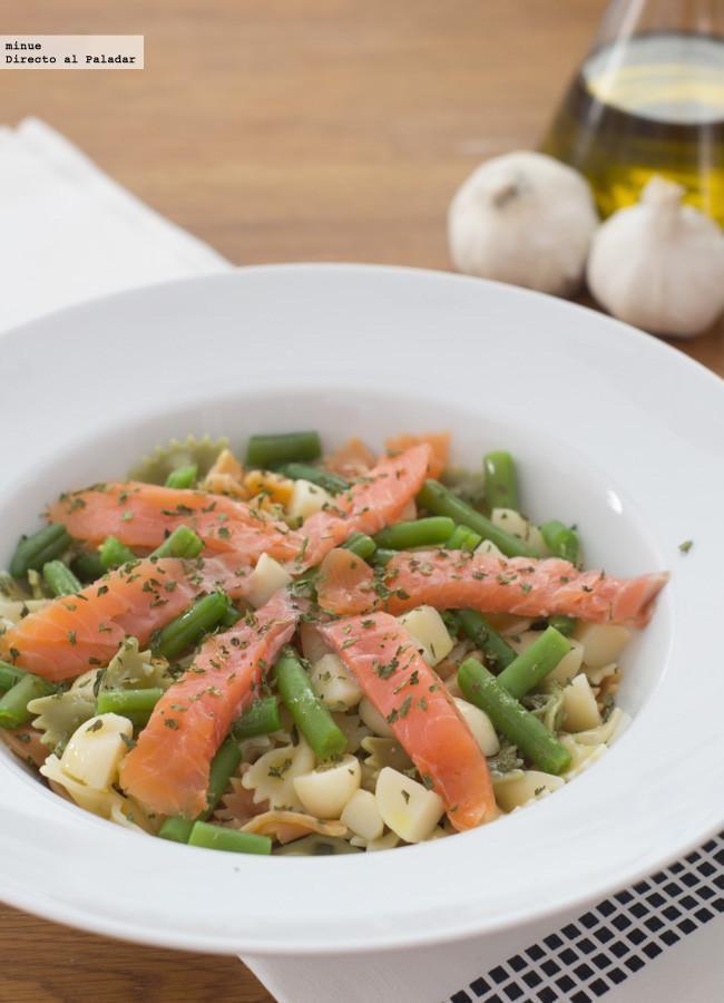 Cinco ensaladas de pasta con pescado para navidad