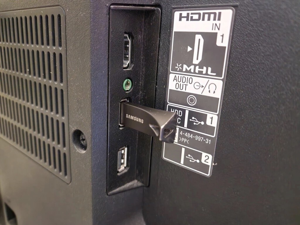 Quien tiene un puerto USB libre en su tele tiene un tesoro: cinco ...