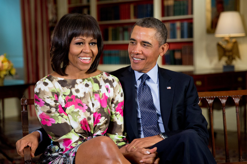 La nueva apuesta de Netflix: fichar a los Obama para que produzcan ...