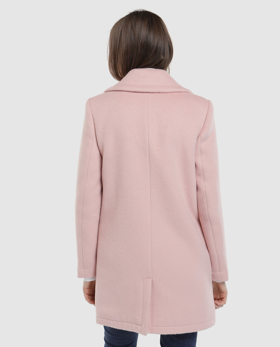 Este abrigo en color rosa palo está en El Corte Inglés con 30% de descuento