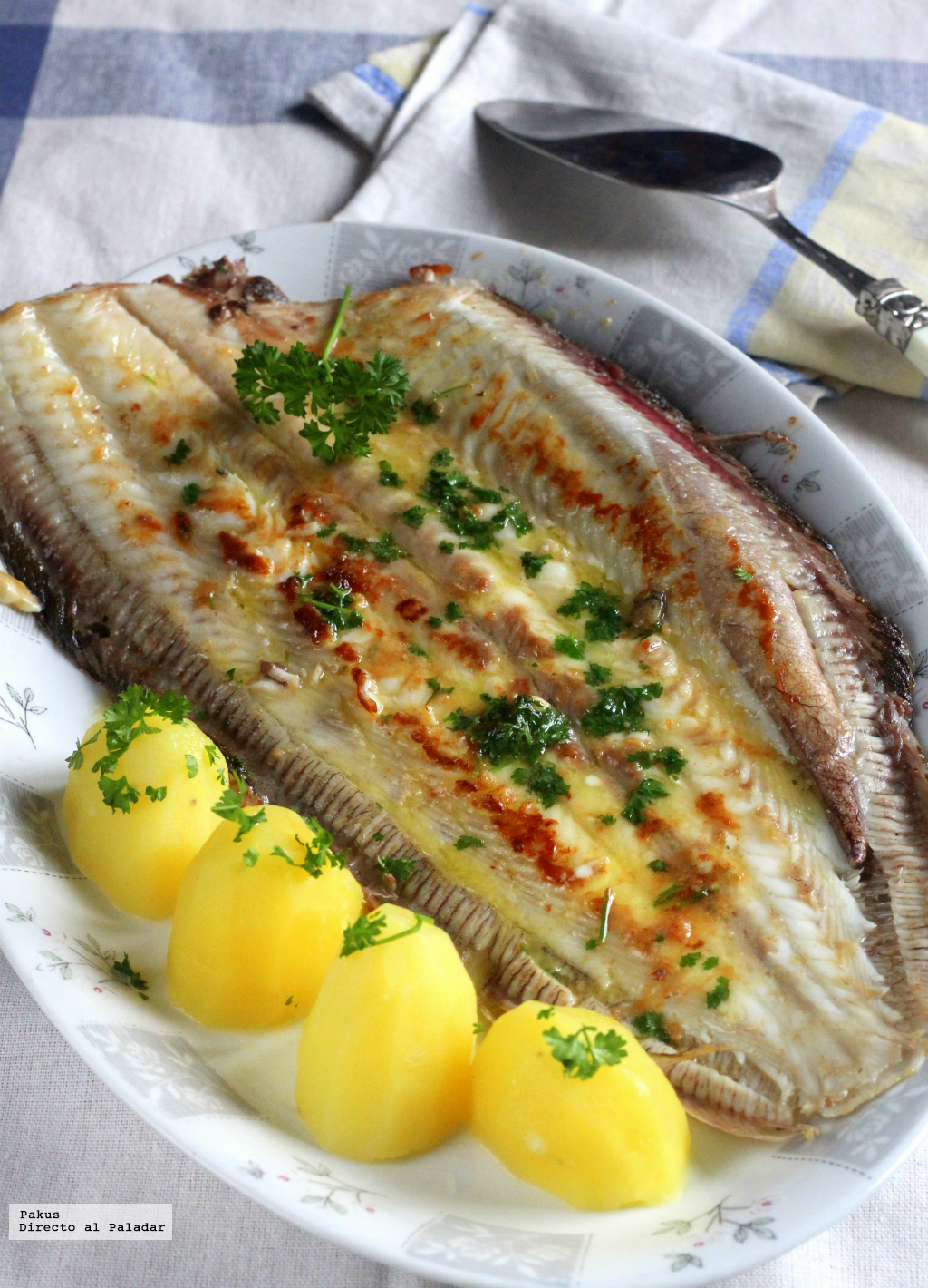 Lenguado con salsa burro limón. Receta con solo tres ingredientes