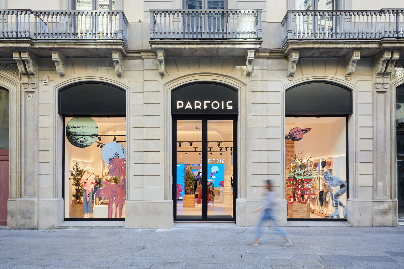 Espacios que inspiran: la nueva Concept Store de Parfois en Barcelona ...