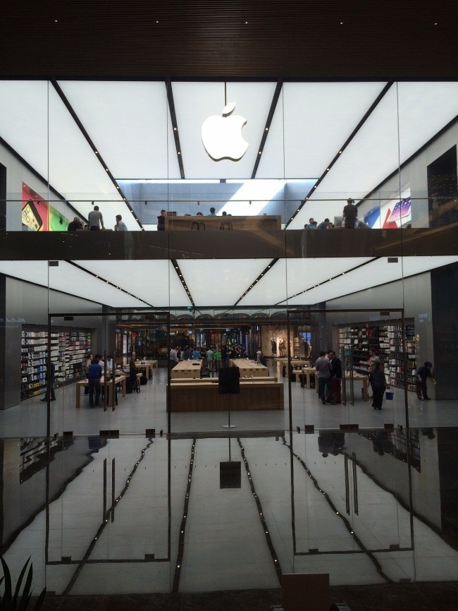 Apple inaugura su nueva Apple Store de Turquía