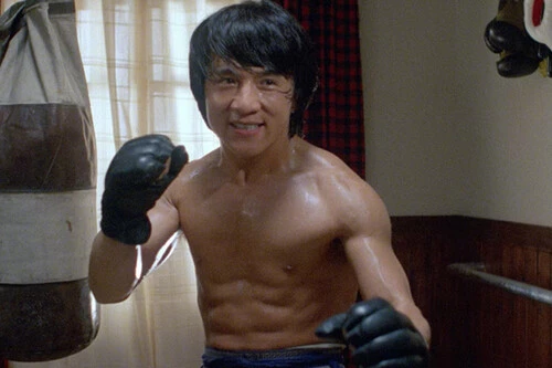 Jackie Chan se llevó muchos golpes a lo largo de su carrera, pero este fue sin duda uno de los ...