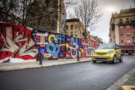 Smart fortwo cabrio 2016: al volante del descapotable más pequeño del ...