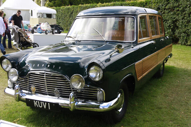 Reina Isabel II Ford Zephyr State 1956, detalles, información y fotos