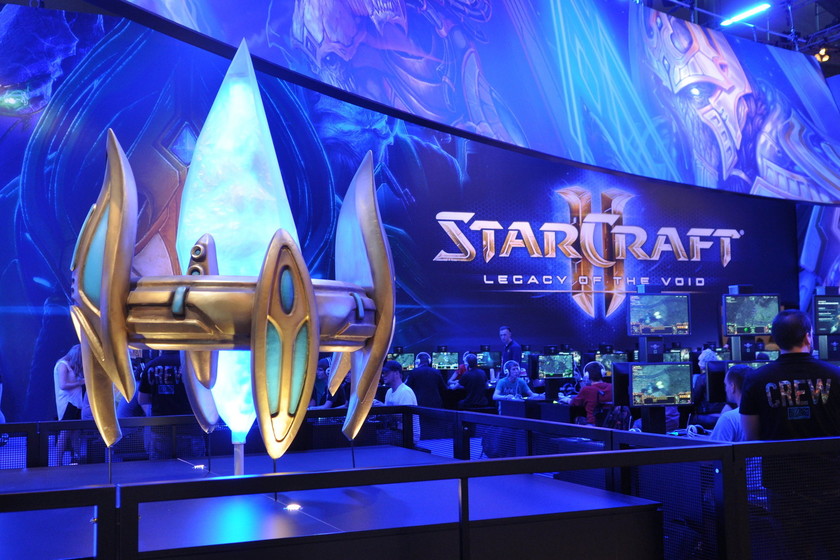 La inteligencia artificial AlphaStar se proclama 'gran maestro' de ...