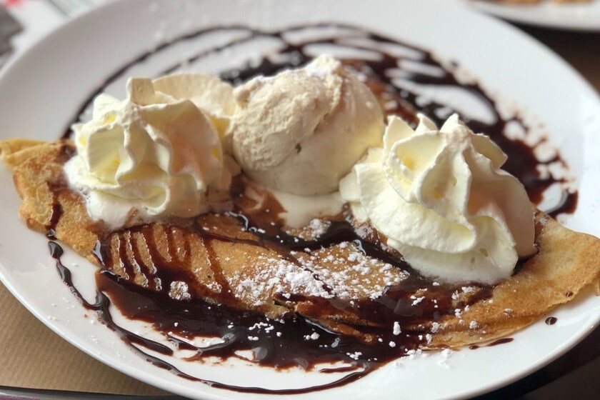 Recetas de crepas dulces: cómo hacer Crepas flameadas de plátano: quedan suaves y muy ricas