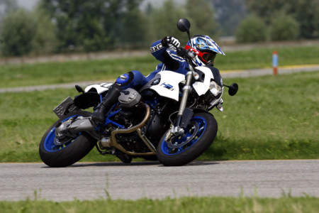BMW HP2 Megamoto, primera prueba