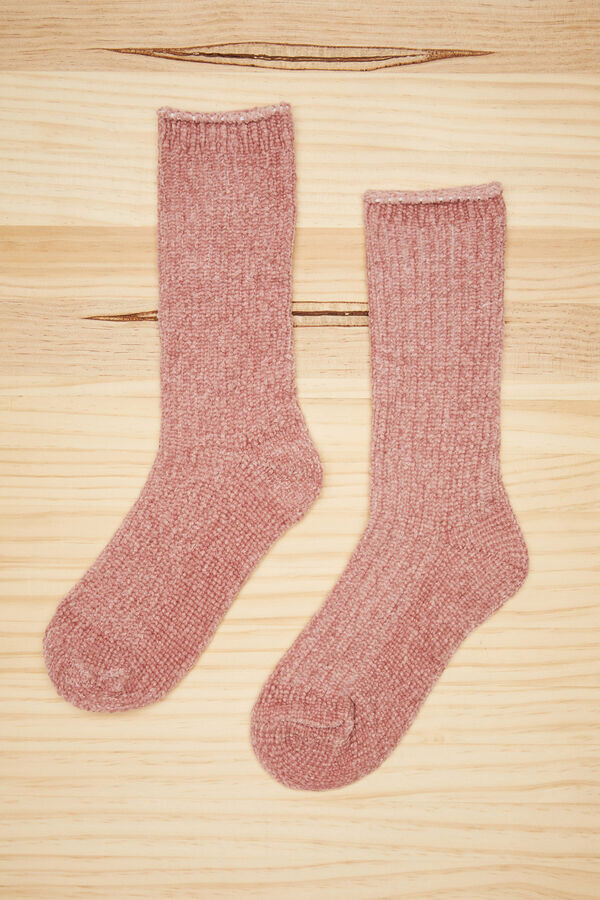 Calcetines fluffy calentitos y polares para andar por casa sin pasar ...