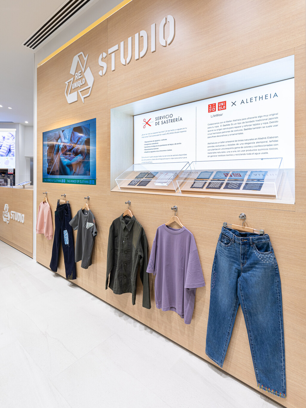 Tres cosas que sólo encontrarás en la nueva tienda de Uniqlo en la Gran ...