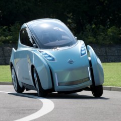 Nissan Land Glider: ¿coche o moto?