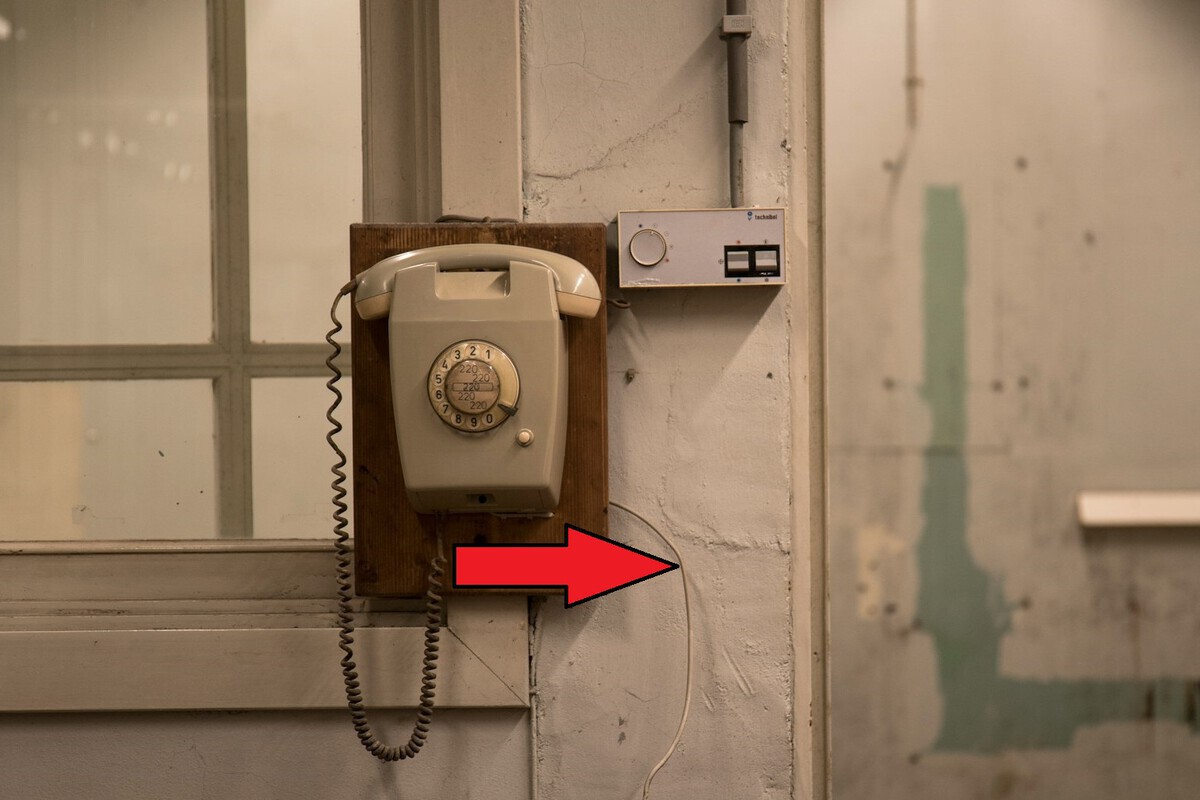 Si tienes cables de teléfono en las habitaciones, no los quites: son ...