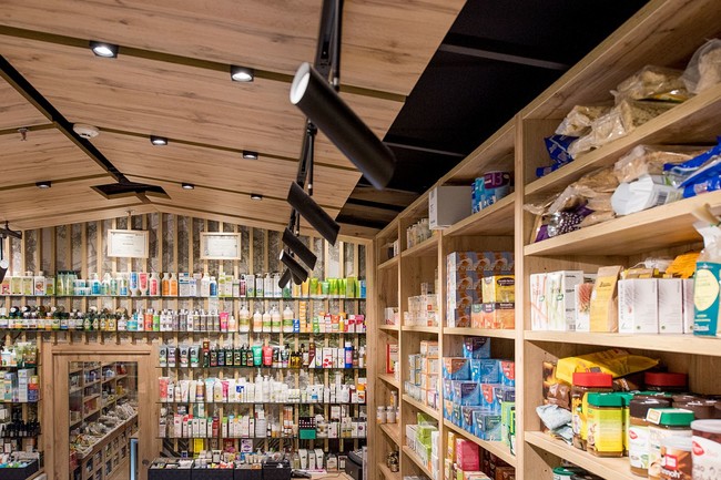 Claves en el diseño de este herbolario de barrio