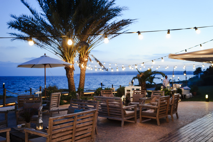 13 restaurantes en la playa (sí en la orilla, como los de antes)