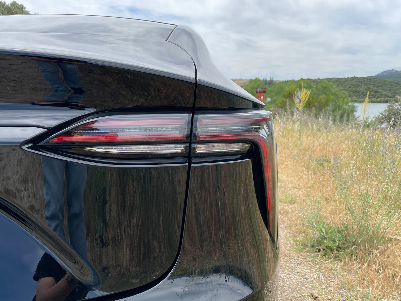 Así es Mobilize Limo: el coche eléctrico sobre el que gira el servicio ...