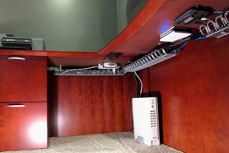 Siete muebles y estantes decorativos para esconder el router en casa y ...