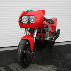 Esta es la única moto oficial de Ferrari: tiene 3.000 horas de trabajo ...