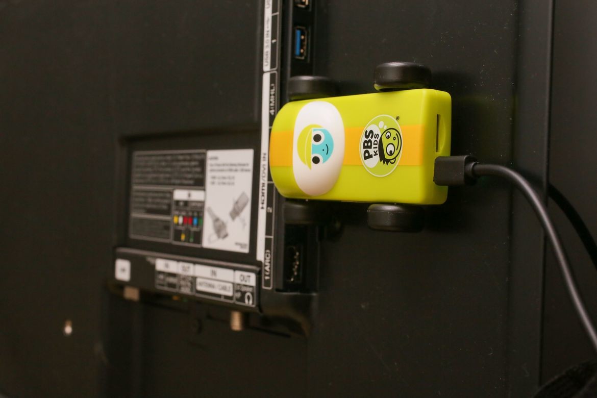 PBS Kids Plug & Play, un stick HDMI pensado para los más pequeños de la ...
