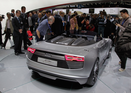 Audi e-tron spyder