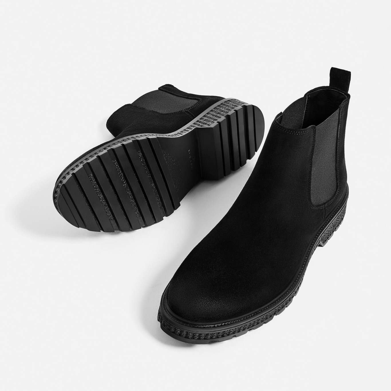 ZARA reinterpreta la bota chelsea en tres modelos perfectos para las ...