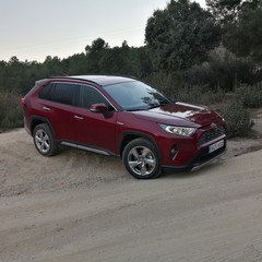 Para los amantes del aire libre: os presentamos el Toyota RAV4