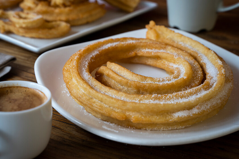 Receta de porras caseras, como hacerlas en casa con churrera, harina y ...