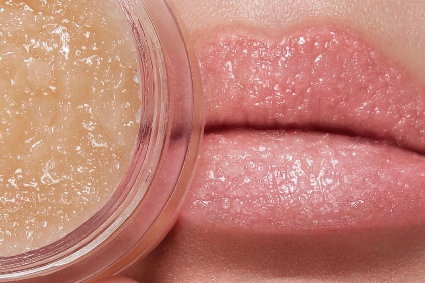 Con el nuevo exfoliante de labios de Kylie Jenner lograrás una piel ...