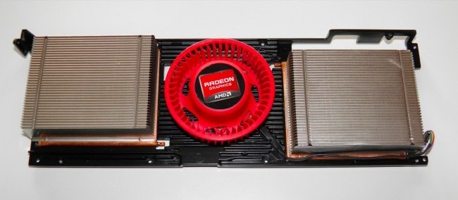 AMD 6990, la nueva tarjeta gráfica puntera y con doble núcleo de AMD