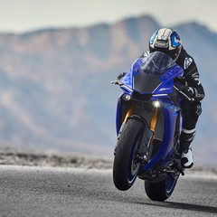 Yamaha YZF-R1 & YZF-R1M 2018: 200 caballos aún más inteligentes
