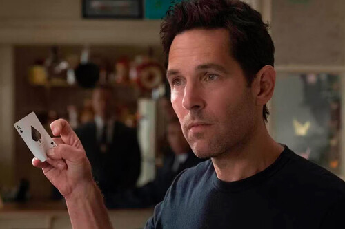 Acabo de darme cuenta de una subtrama del UCM que empezó en 2015 con ...