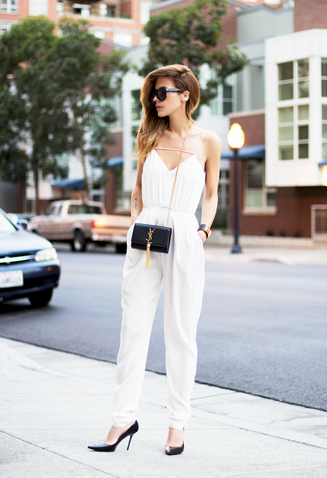 Los monos blancos, la prenda clave para las noches más estilosas del verano