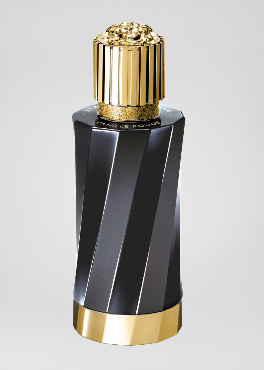 Versace quiere llevar la "alta costura" a la perfumería con su nueva ...
