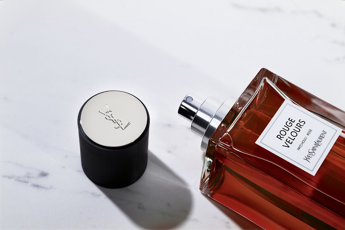 YSL lanza Rouge Velours, una nueva fragancia de rosa y pachulí que ...