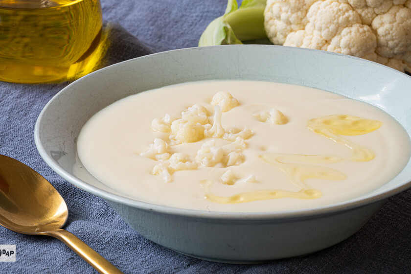Puré de coliflor cocida, receta fácil y rápida con patata y sin nata