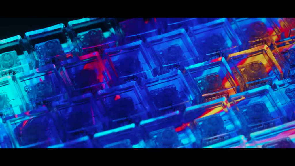 Este teclado funciona con Unreal Engine 5 y tiene su propia pantalla ...