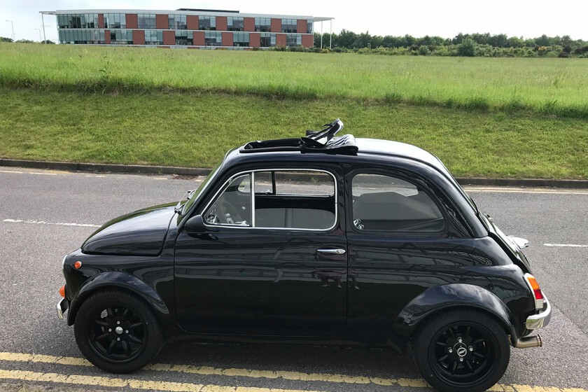 El Fiat 500 con motor de Suzuki Hayabusa existe, y tiene un 900% más de ...