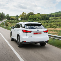 Lexus RX 450h: probamos el SUV híbrido, ahora un coche más refinado y silencioso