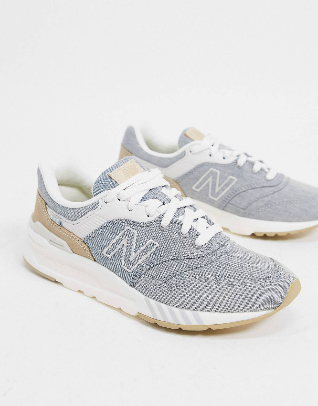 Siete estilismos que demuestran que New Balance es la marca de ...