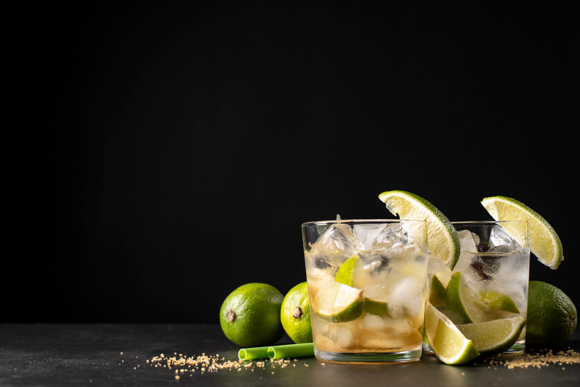 Cómo preparar un Mojito tradicional, uno de los cócteles clásicos para ...