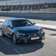 Lexus ES 300h y RC 300h 2019, prueba contacto: híbridos de lujo con ...