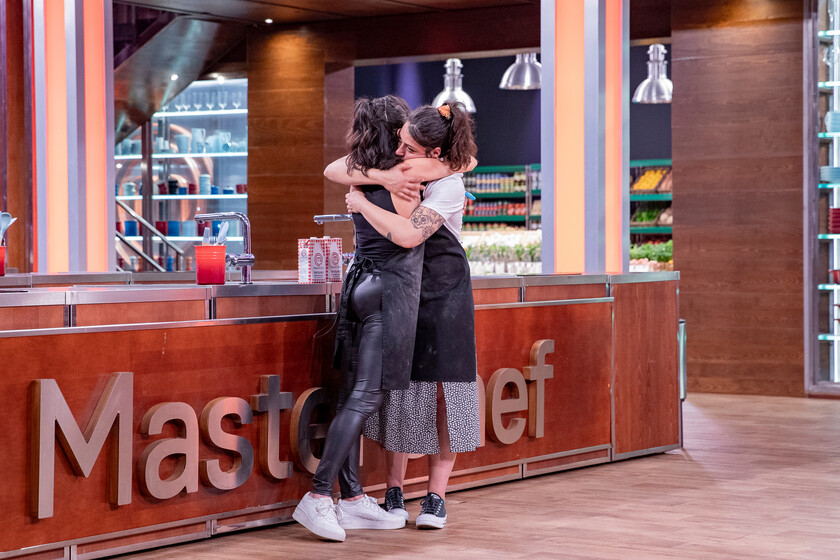 "Voy a ser leve. Es un asco". 'Masterchef 11' expulsó a una concursante después de escupir su plato