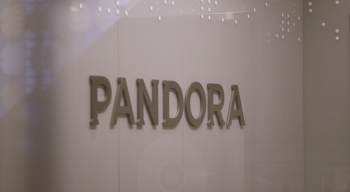 Pandora analizará el contenido de todos los podcasts para recomendarte ...