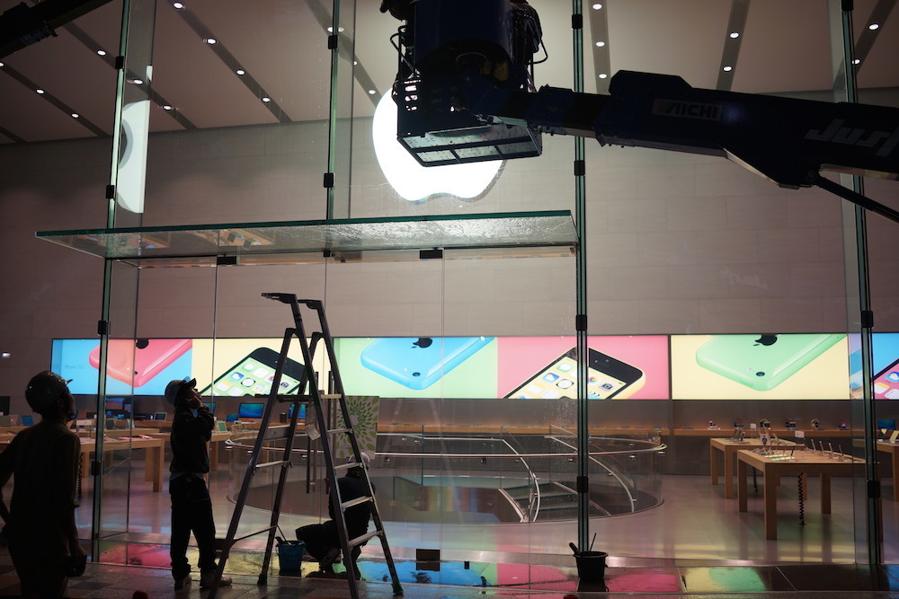 Echa un vistazo a las primeras fotografías de la Apple Store de Omotesando