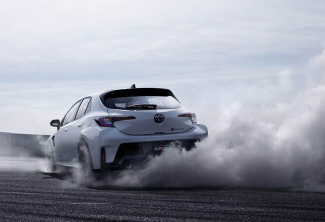 ¡Fruta prohibida! El Toyota GR Corolla es un bestial compacto que sabe ...